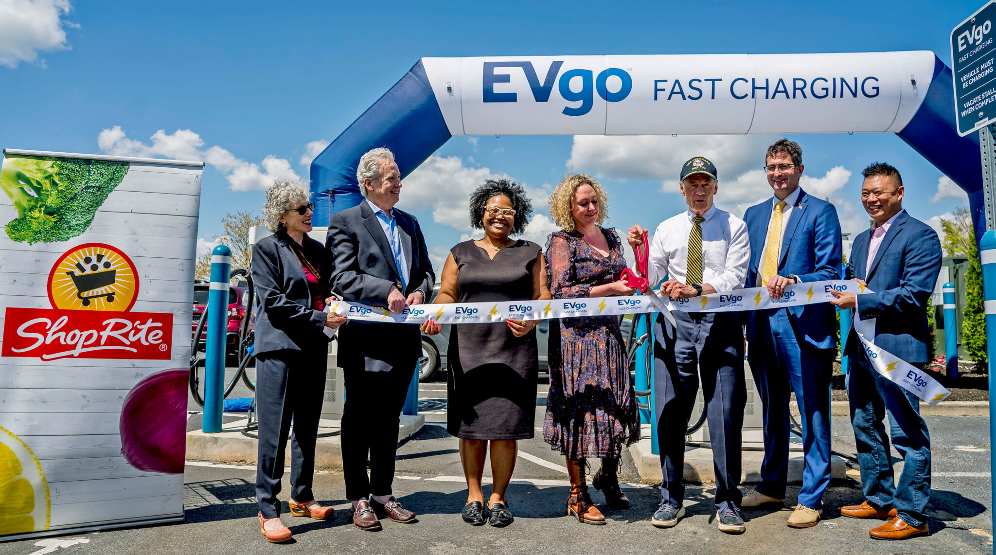 ShopRite of 1st State Plaza Unveils EVgo Electric Vehicle Fast Charging ...